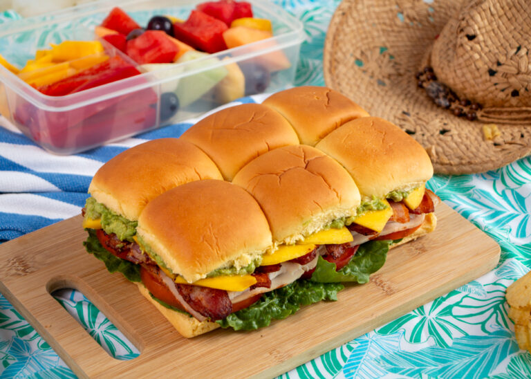 Beachside Bites: Tips for Packing the Perfect Beach Picnic - Martin's ...