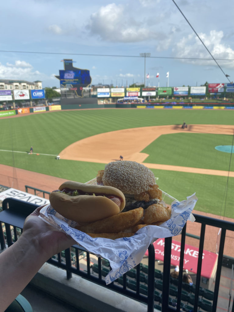 Sports Stadium Highlight - Martin's Famous Potato Rolls and Bread